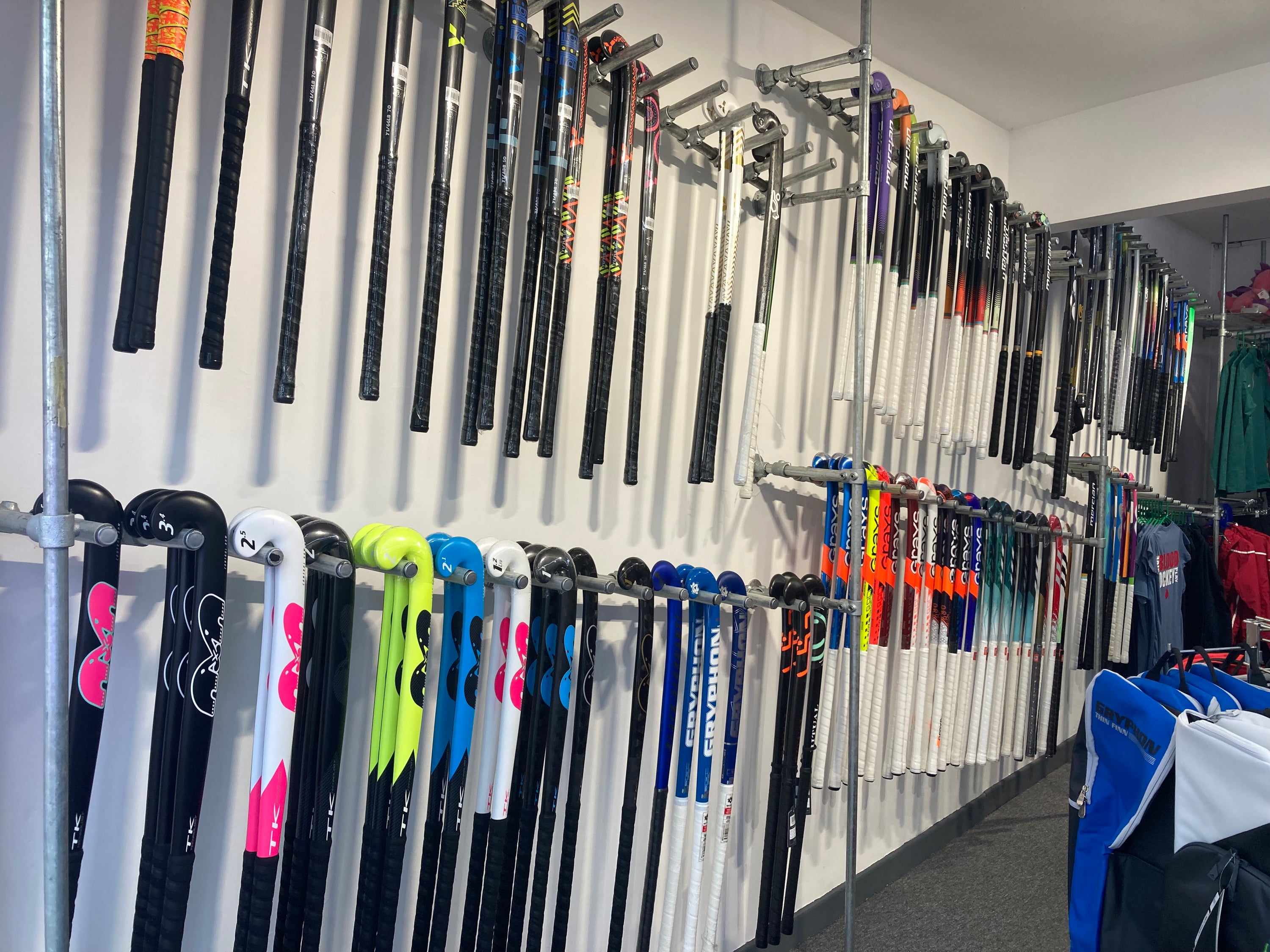 Bow Type – The Stick Club